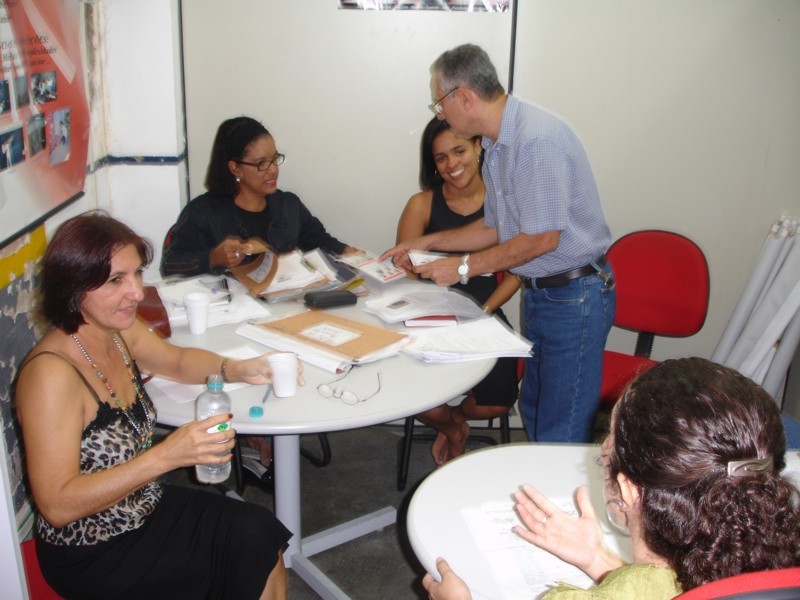 Coordenadora de Vigilância e Saúde de Vitória conhece trabalho da ... Coordenadora de Vigilância e Saúde de Vitória conhece trabalho da ...